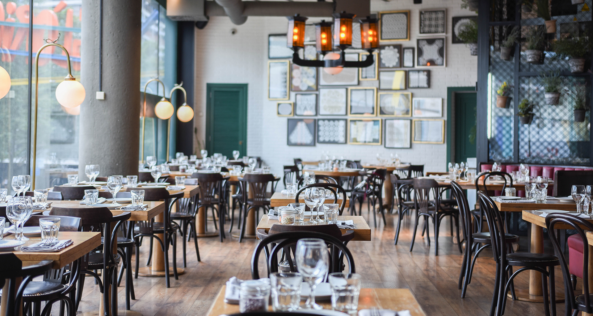 Restaurante Mussol: Brasa Catalana - Nosotros