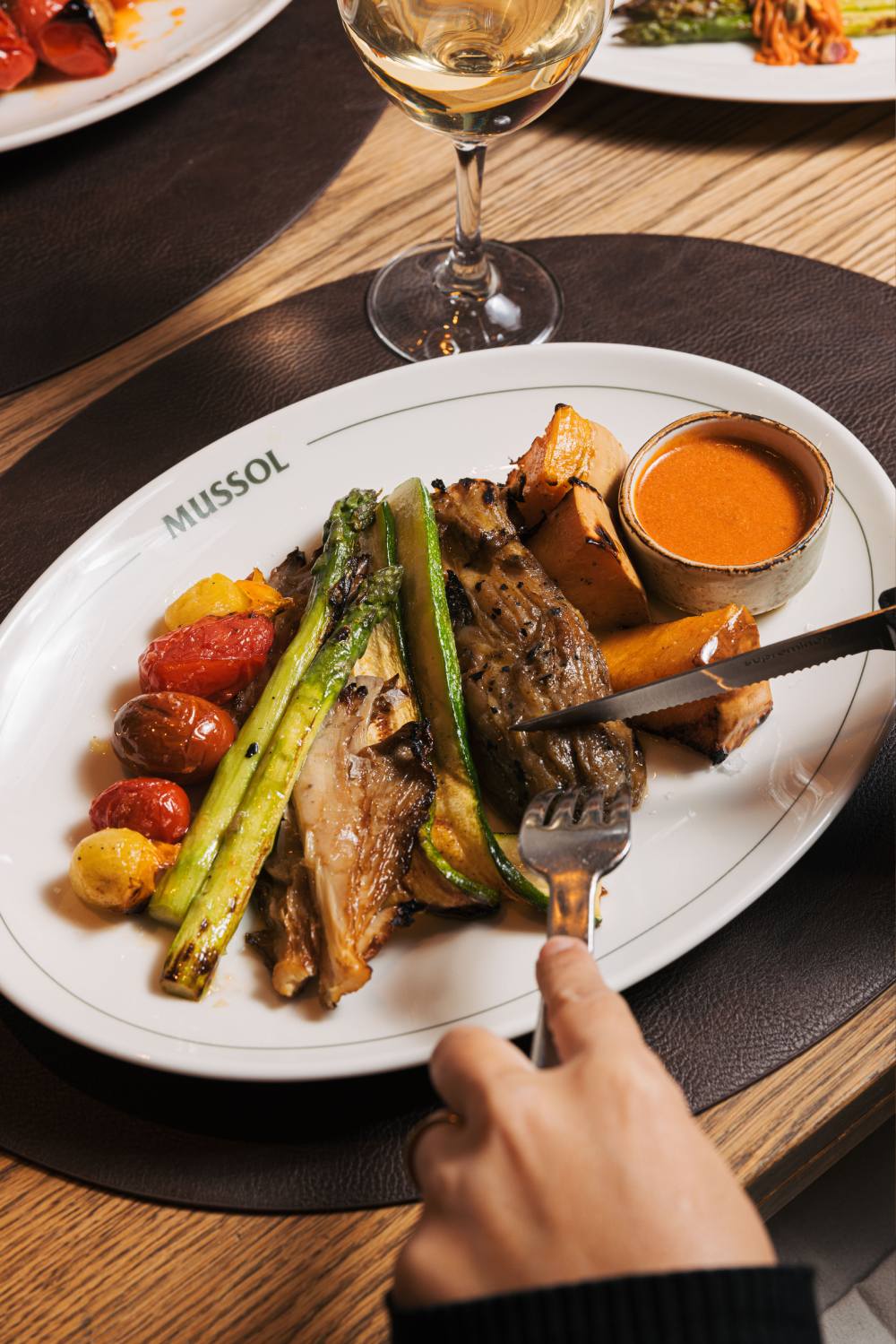 Restaurant Mussol Casp - Brasa Catalana a Barcelona